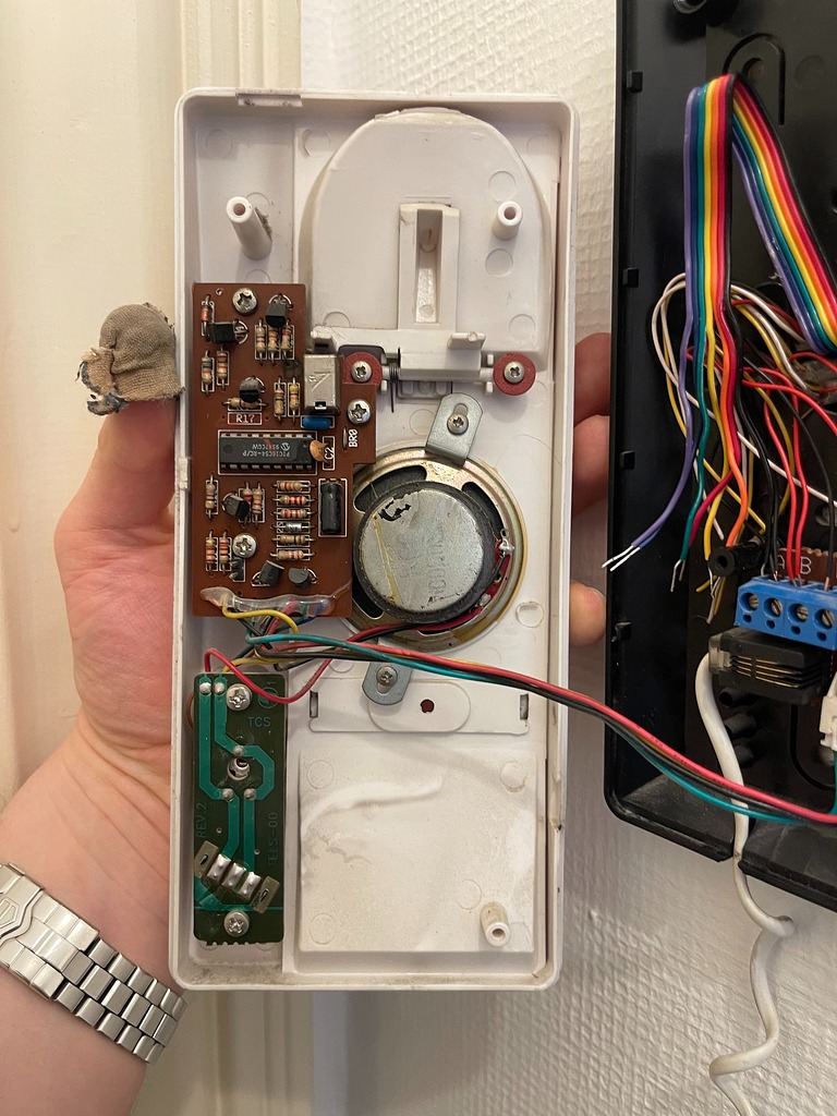 Identify TCS device, possible Koch twin? - Integrations - Nuki Developers